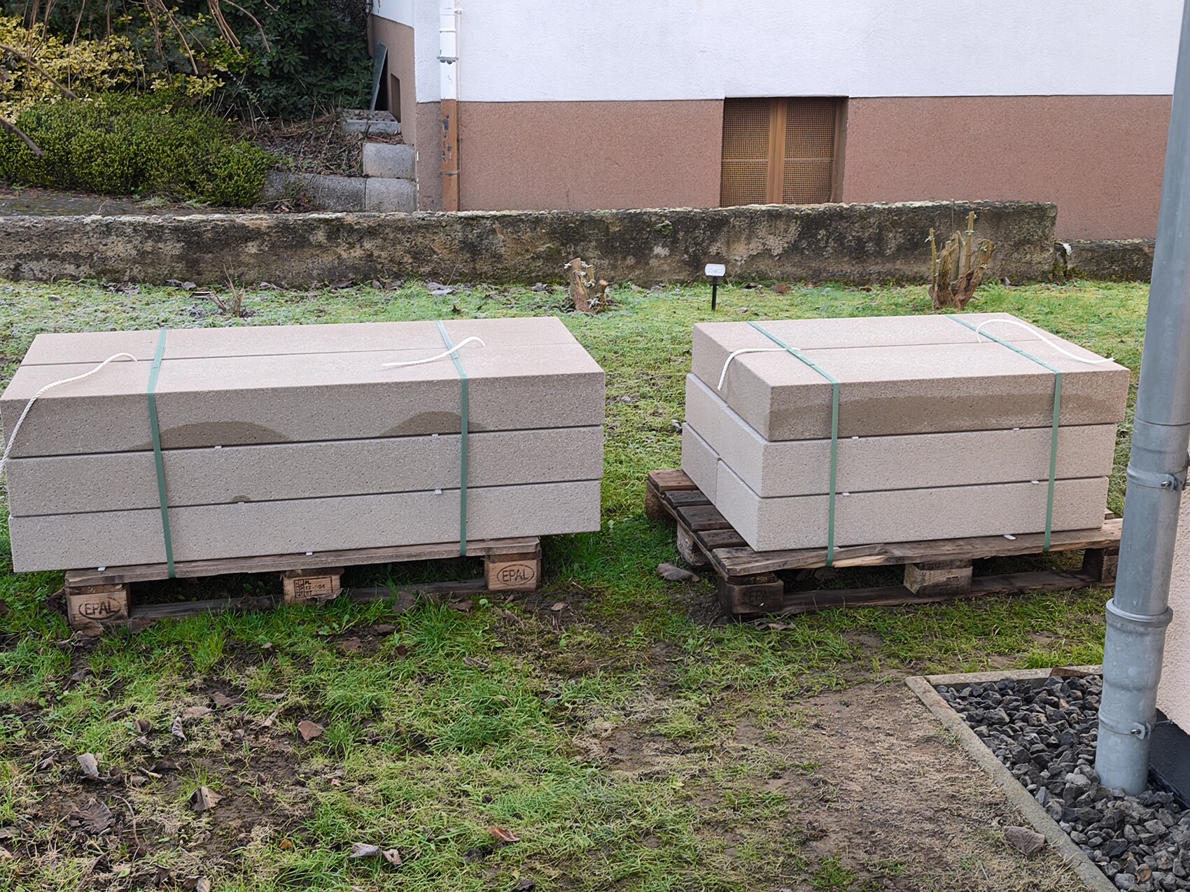 Terrasse Blockstufen transportieren und einbauen?